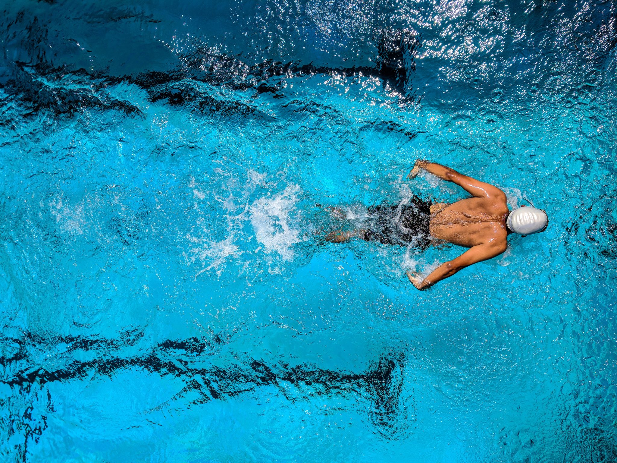 Swimming for back pain – What you need to know | Spine.MD